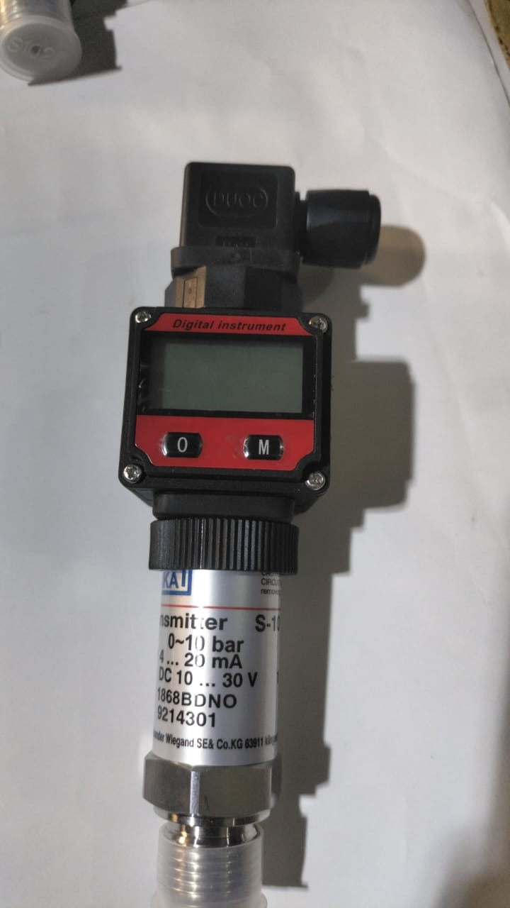 Sensor with LCD Display for Accurate Pressure Measurement ...