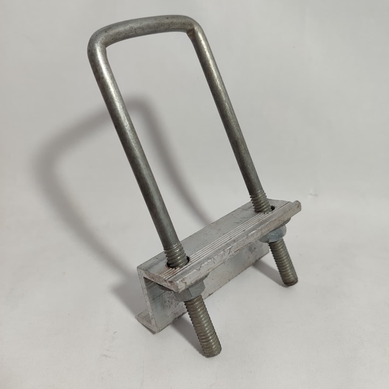 Solar End Clamp: Reliable Mounting for Solar Panels – industryparts.pk